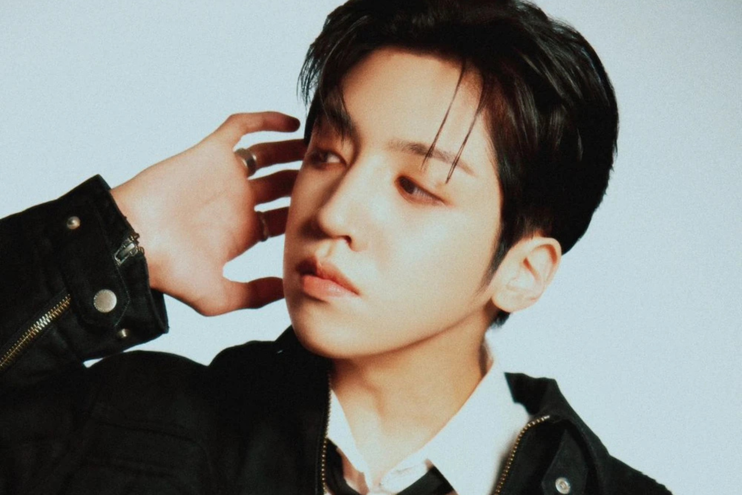 WOOSEOK (PENTAGON) prepara primeiro comeback da carreira solo com “ANGEL” – HIT!Magazine