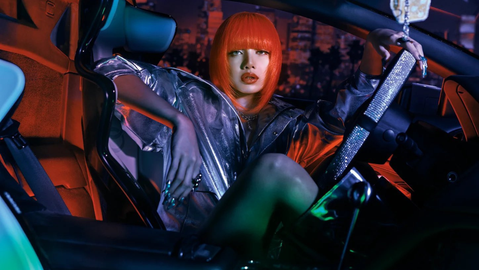 Lisa (BLACKPINK) apresenta o alter ego SPEEDI – HIT!Magazine